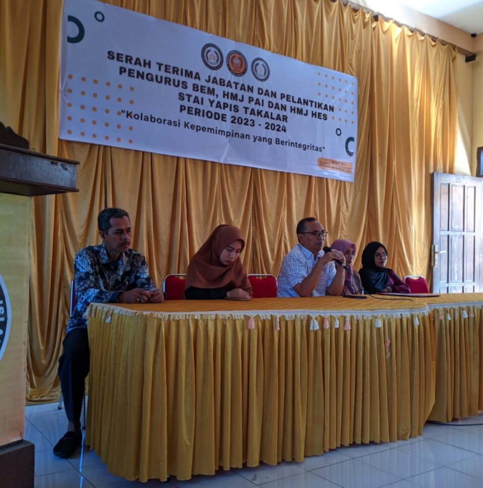 PELANTIKAN PENGURUS BEM, HMJ PAI DAN HES STAI YAPIS TAKALAR PERIODE 2023-2024 - STAI YAPIS TAKALAR